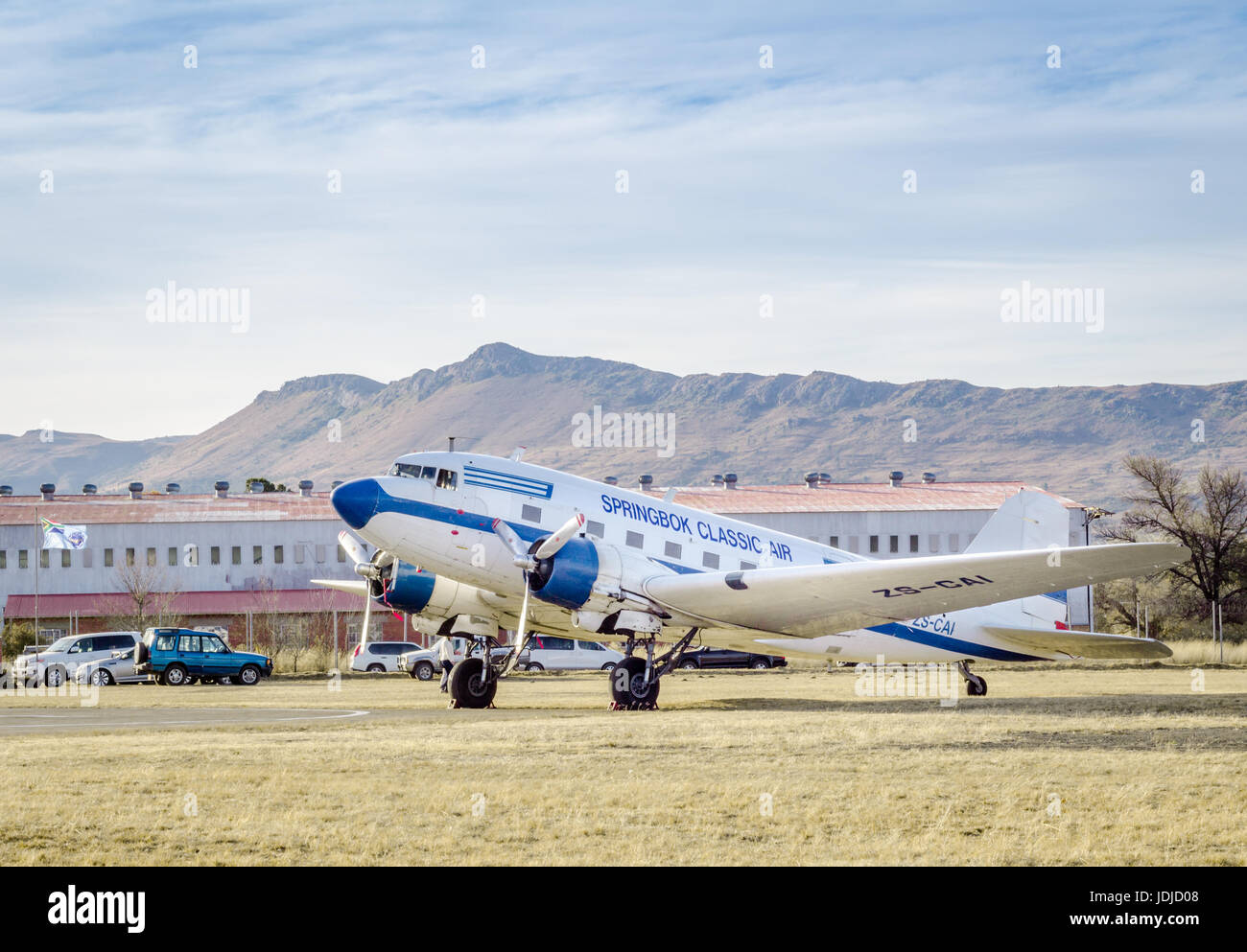Douglas dc 3 wing hi-res stock photography and images - Alamy