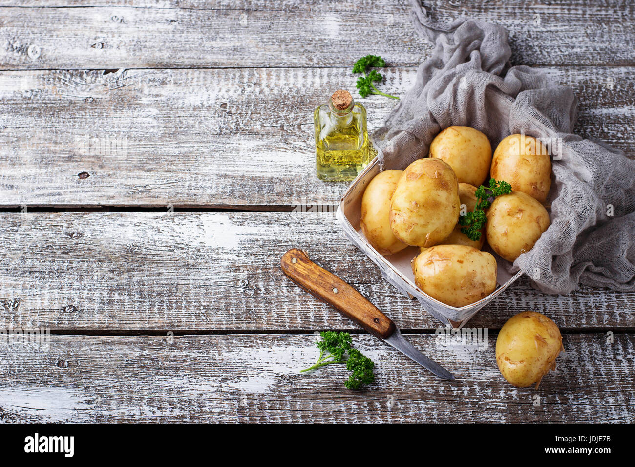 Potato basket hi-res stock photography and images - Alamy