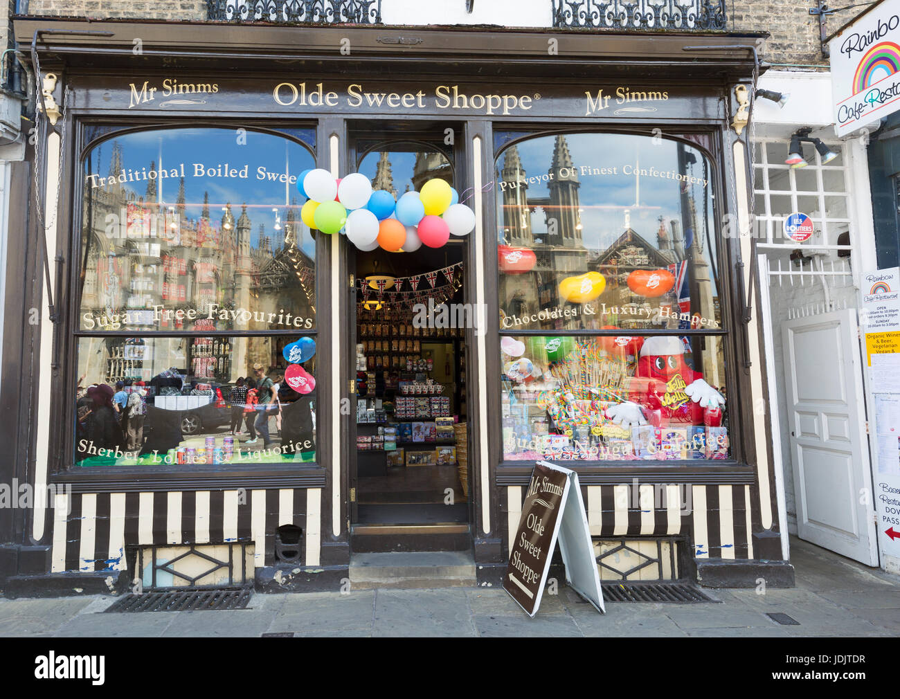 The Olde Sweet Shoppe, a sweet shop on Kings Parade, Cambridge UK Stock ...