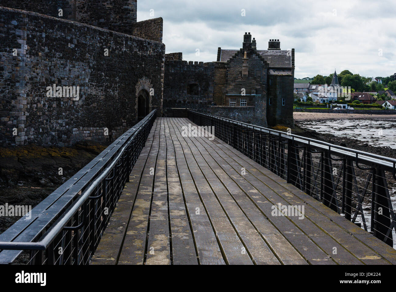 Blackness castle hi-res stock photography and images - Alamy
