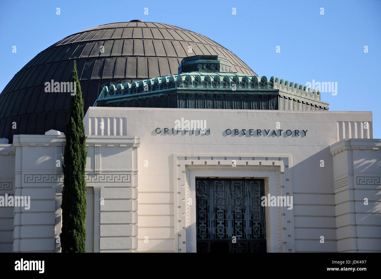 The domed roof and front door at Griffitth observatory in Los Angeles ...