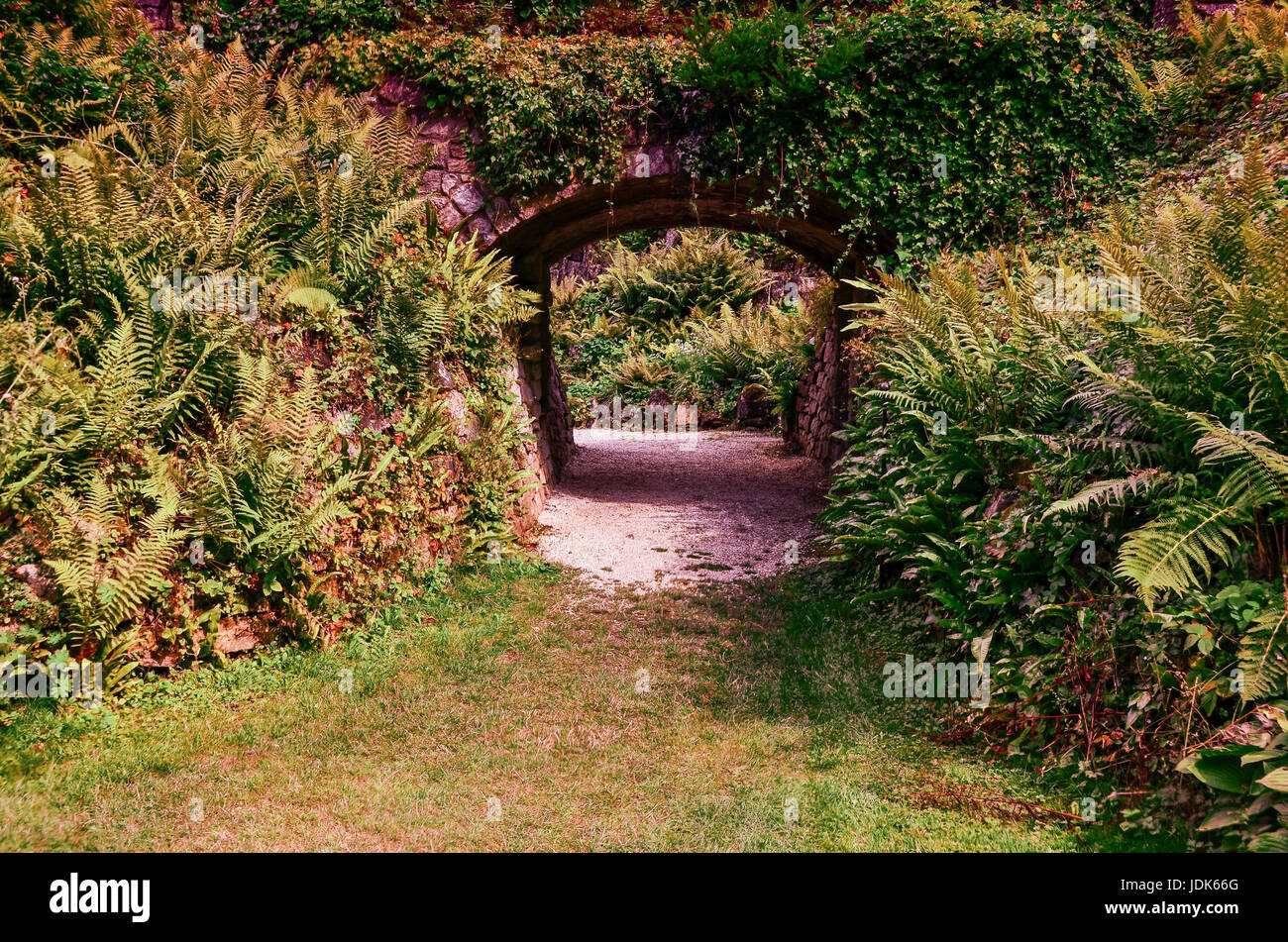 Brodsworth hall gardens yorkshire hi-res stock photography and images ...