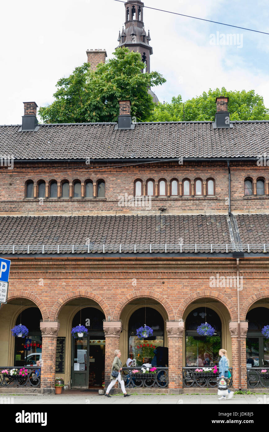 Lively place hi-res stock photography and images - Alamy