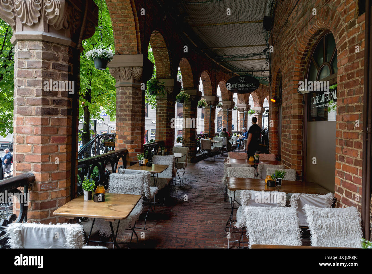 Lively place hi-res stock photography and images - Alamy