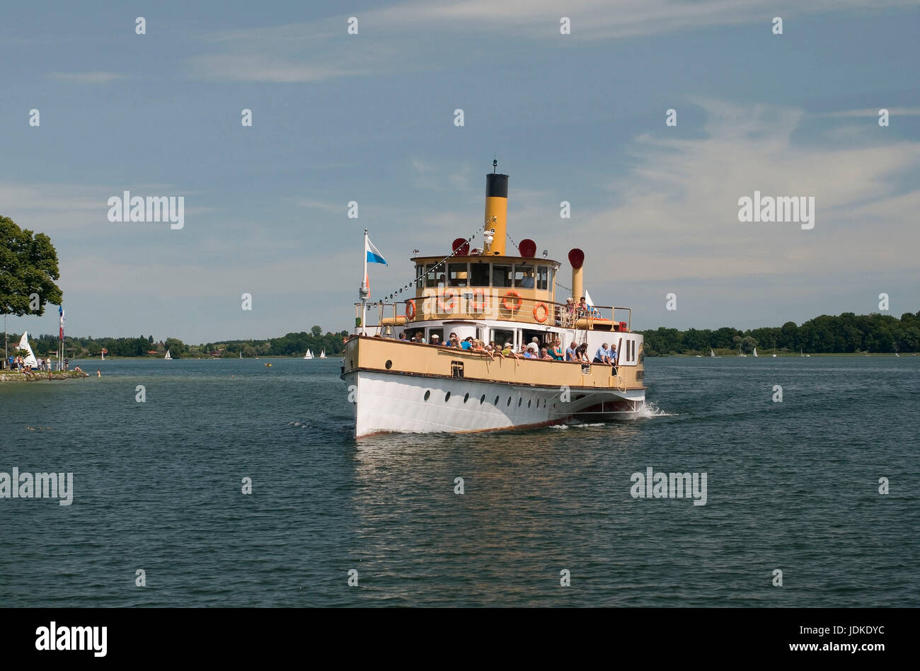 Europe, Germany, Bavaria, Lake Chiem, Chiemgau, Prien floor, shovel ...
