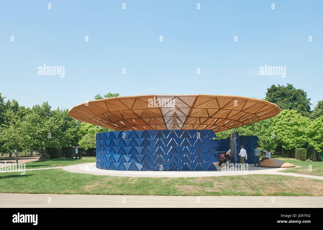 Hyde Park, London, UK. 20th Jun, 2017. Serpentine Pavilion 2017 by ...