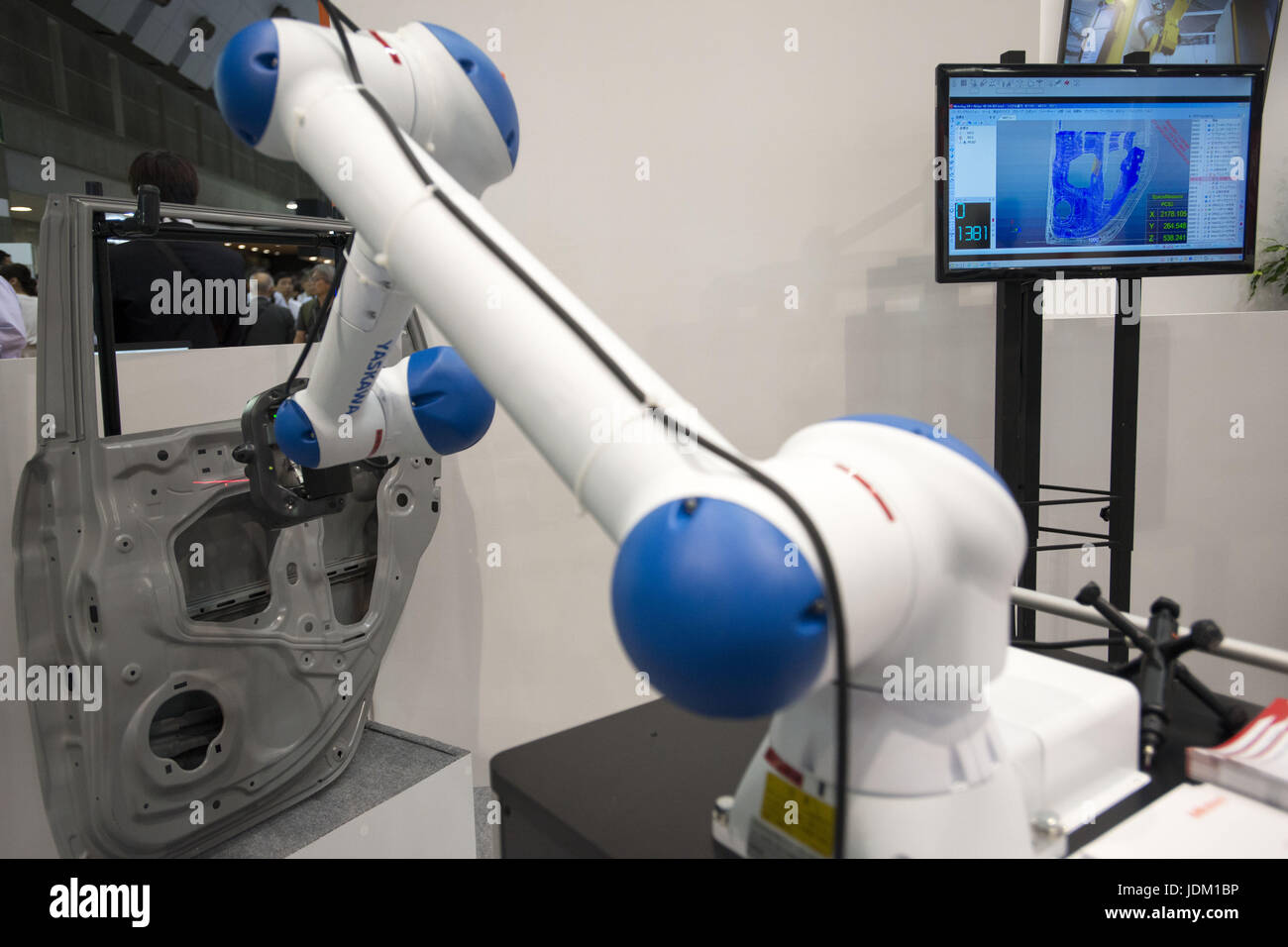 Tokyo, Tokyo, Japan. 21st June, 2017. Scan Robot during a demonstration ...