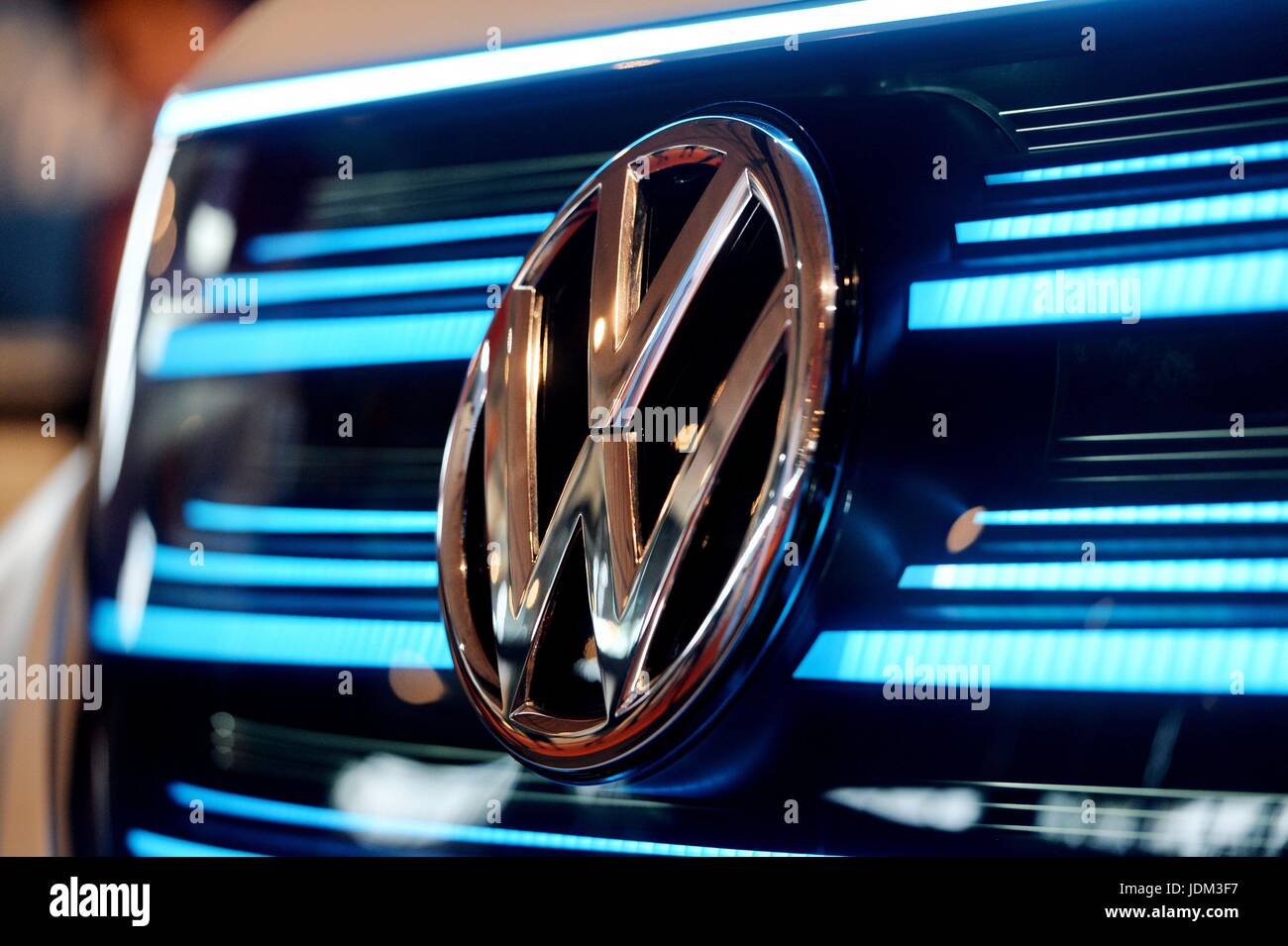 Hannover, Germany. 16th June, 2017. The Logo of Volkswagen on a car ...