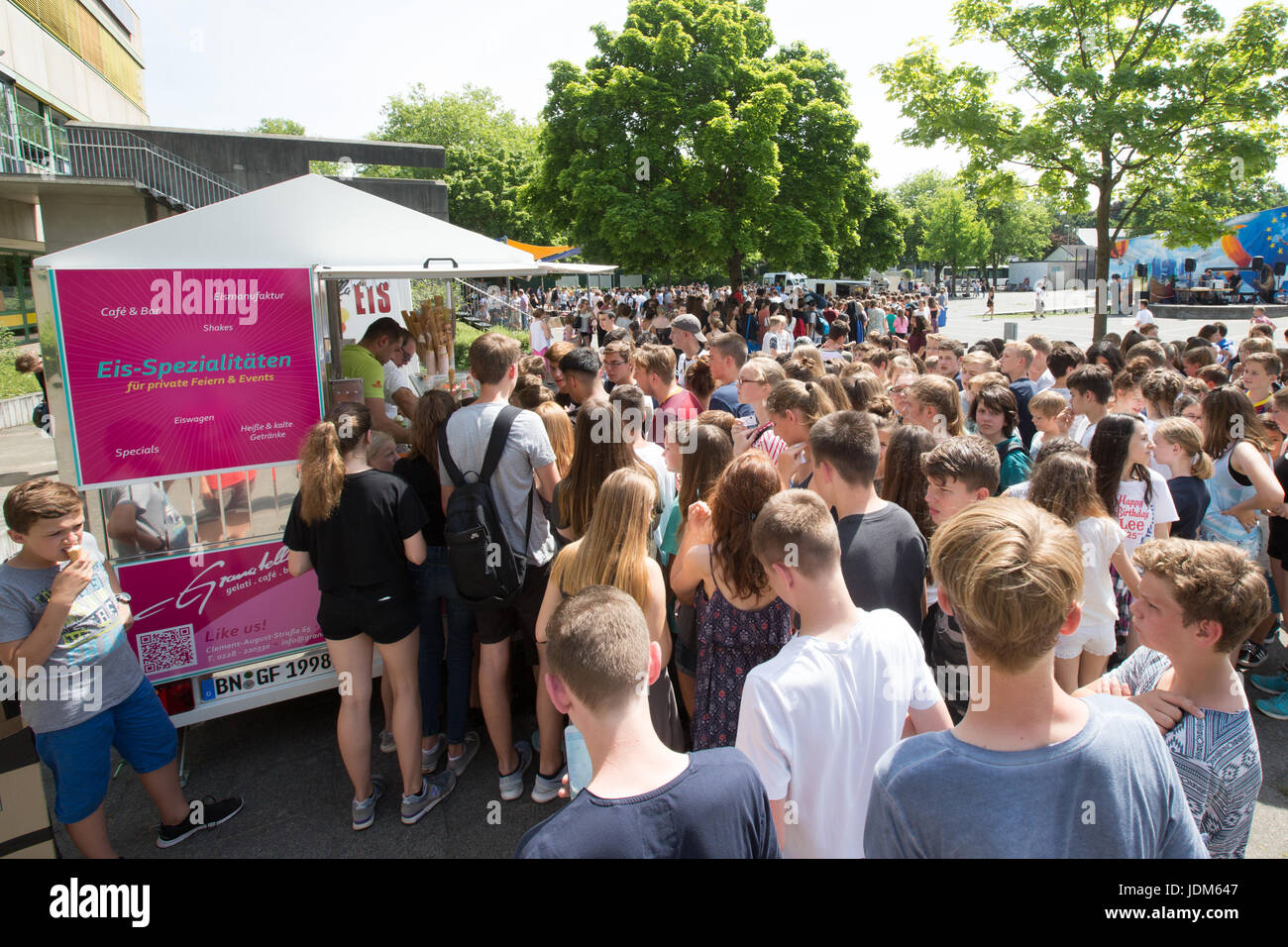 Bornheim, Germany, 21st June 2017: About 1500 pupils of the ...
