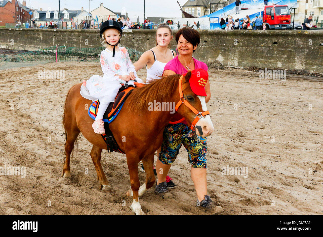 Glasgow taxi outing to troon hi-res stock photography and images - Alamy