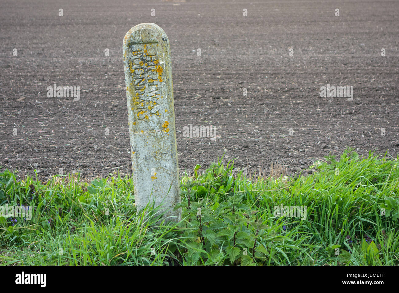 Boundary marker hi-res stock photography and images - Alamy