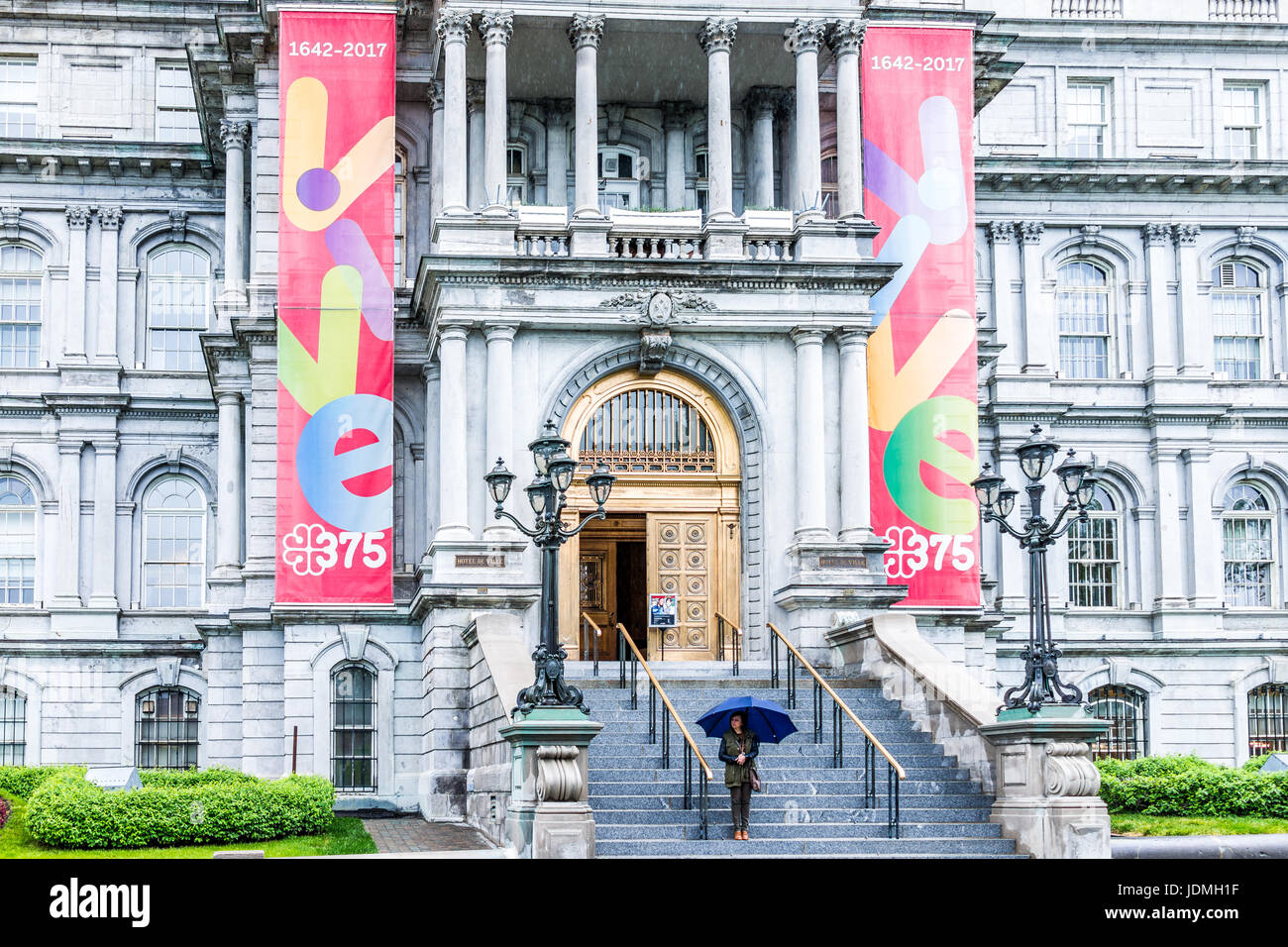 Wet people hi-res stock photography and images - Alamy