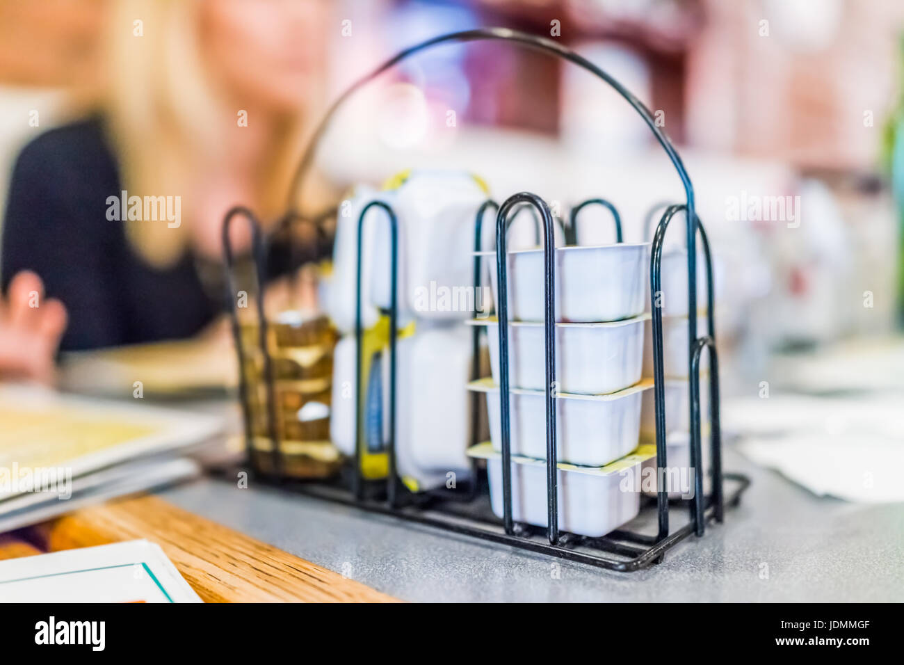 Condiments restaurant cafe table hi-res stock photography and images ...