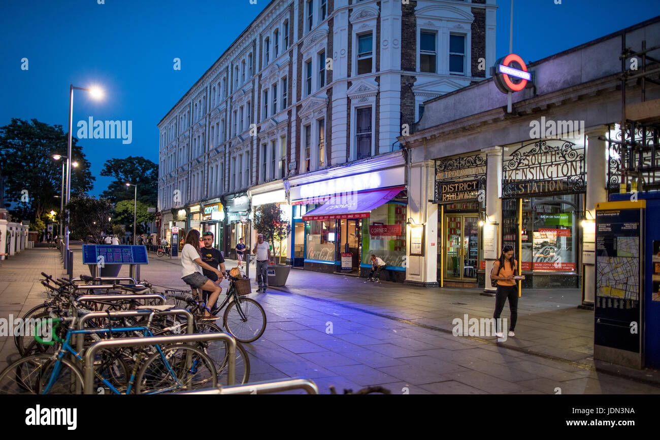London tube stations hi-res stock photography and images - Alamy