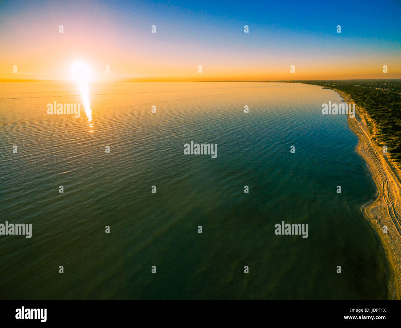 High above ocean hi-res stock photography and images - Alamy