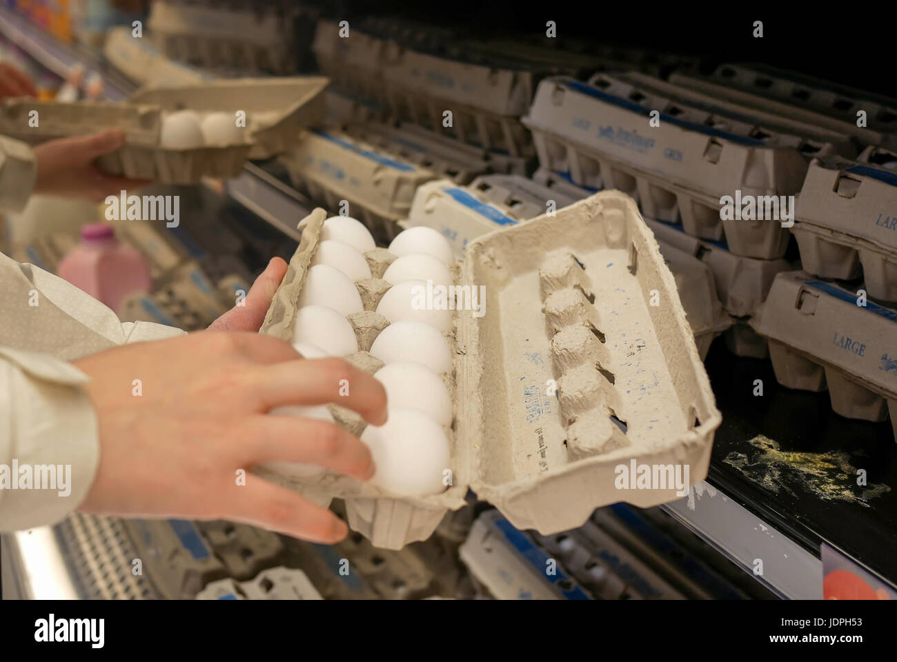 Produce department hi-res stock photography and images - Alamy