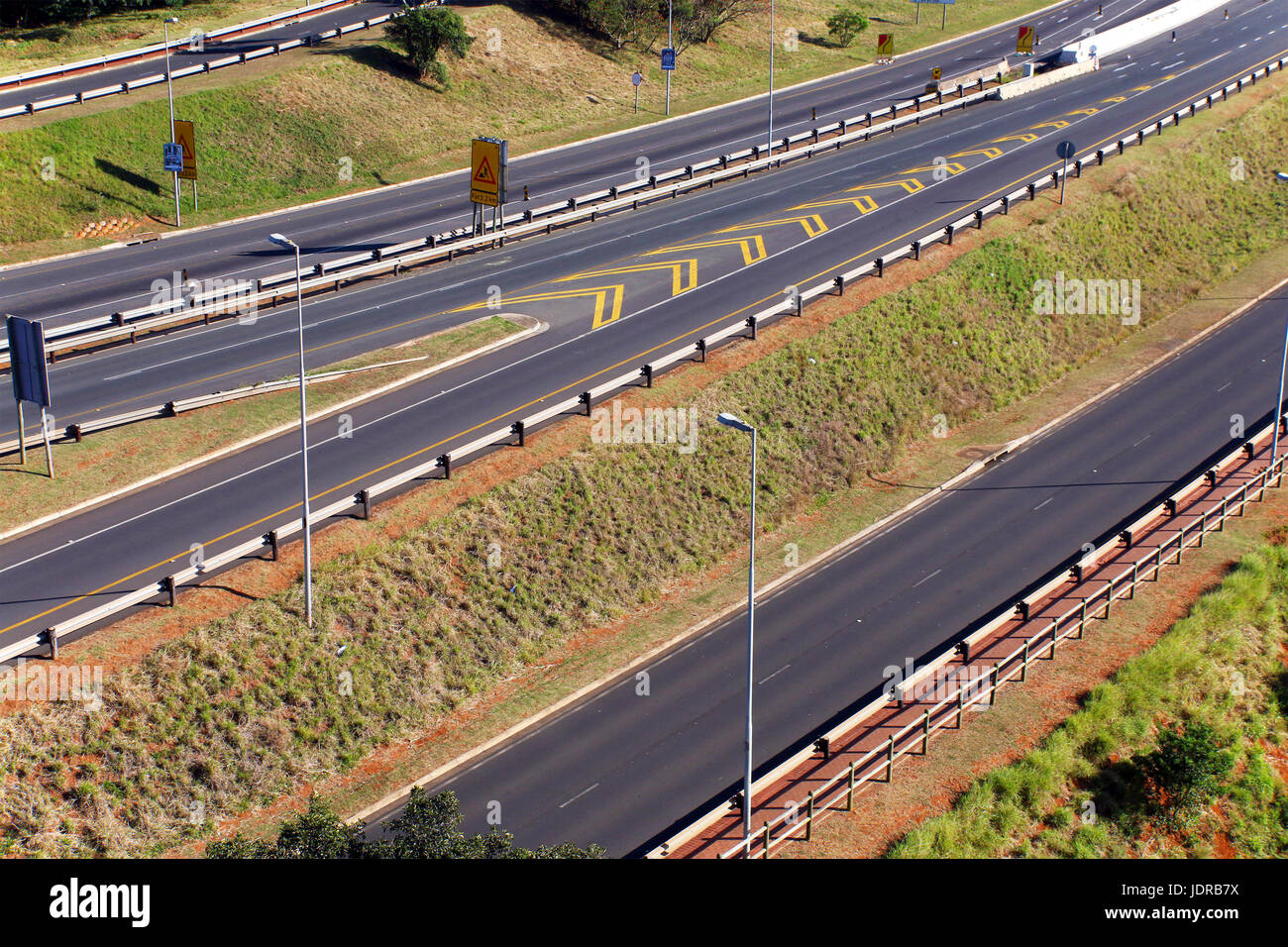 Off ramps hi-res stock photography and images - Alamy