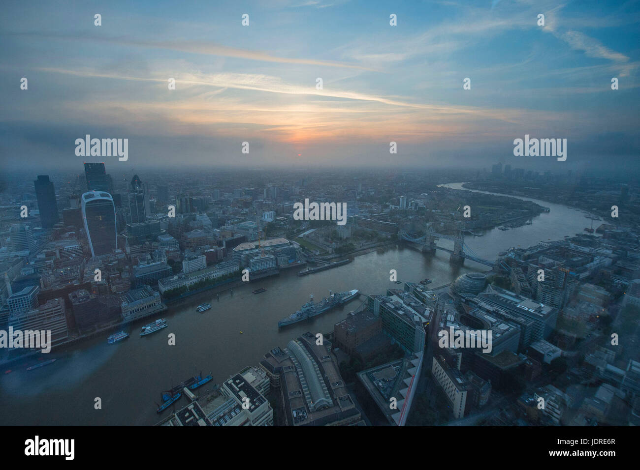 The sun rises over London as people celebrate the Summer Solstice at ...