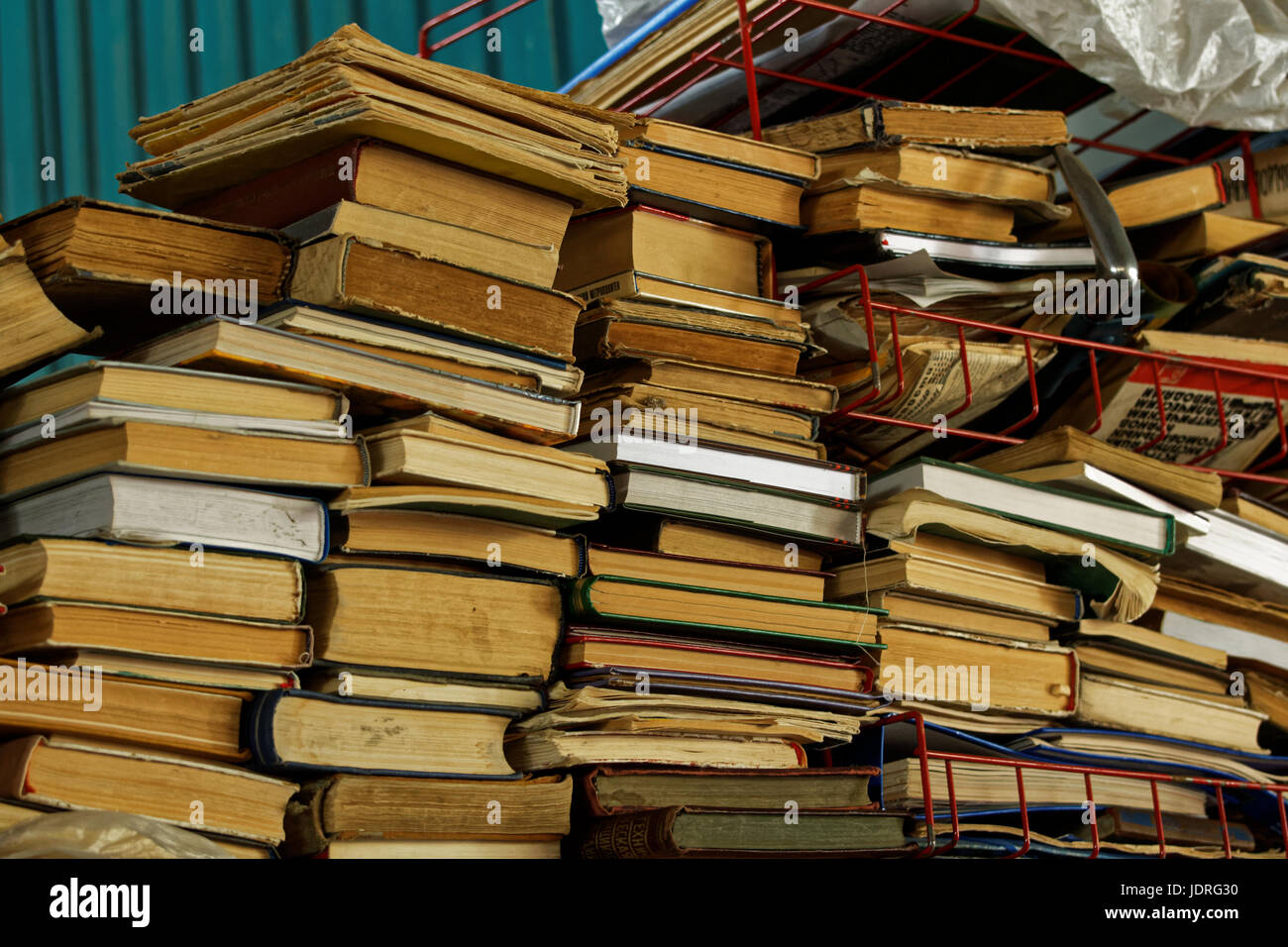 Book breaks hi-res stock photography and images - Alamy