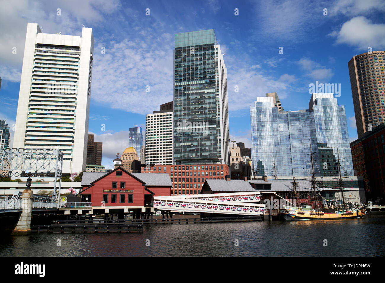 Fort point district hi-res stock photography and images - Alamy