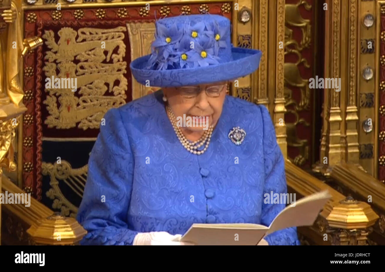 Queen elizabeth ii reading queens speech hi-res stock photography and ...