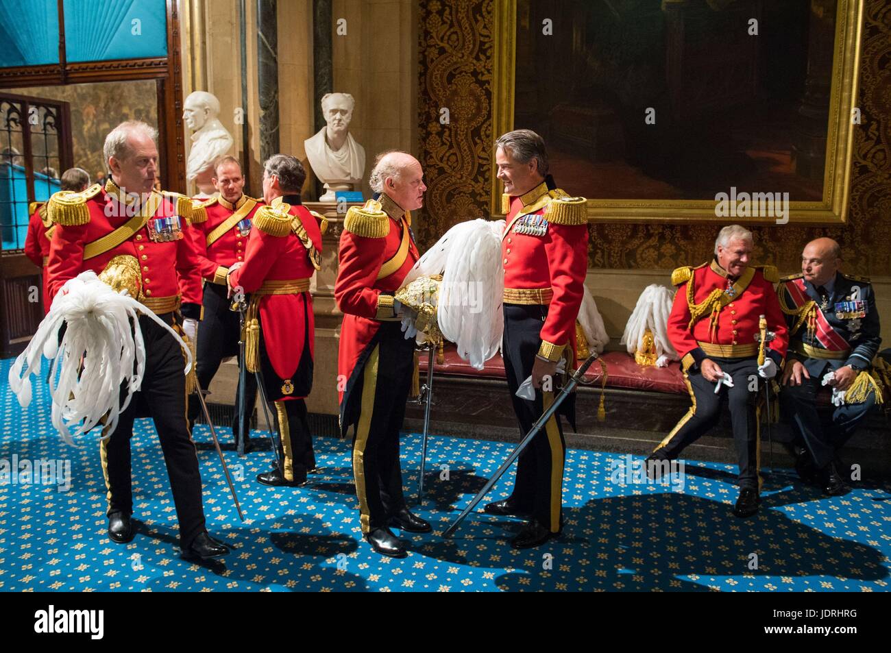 Members of the gentlemen at arms hi-res stock photography and images ...