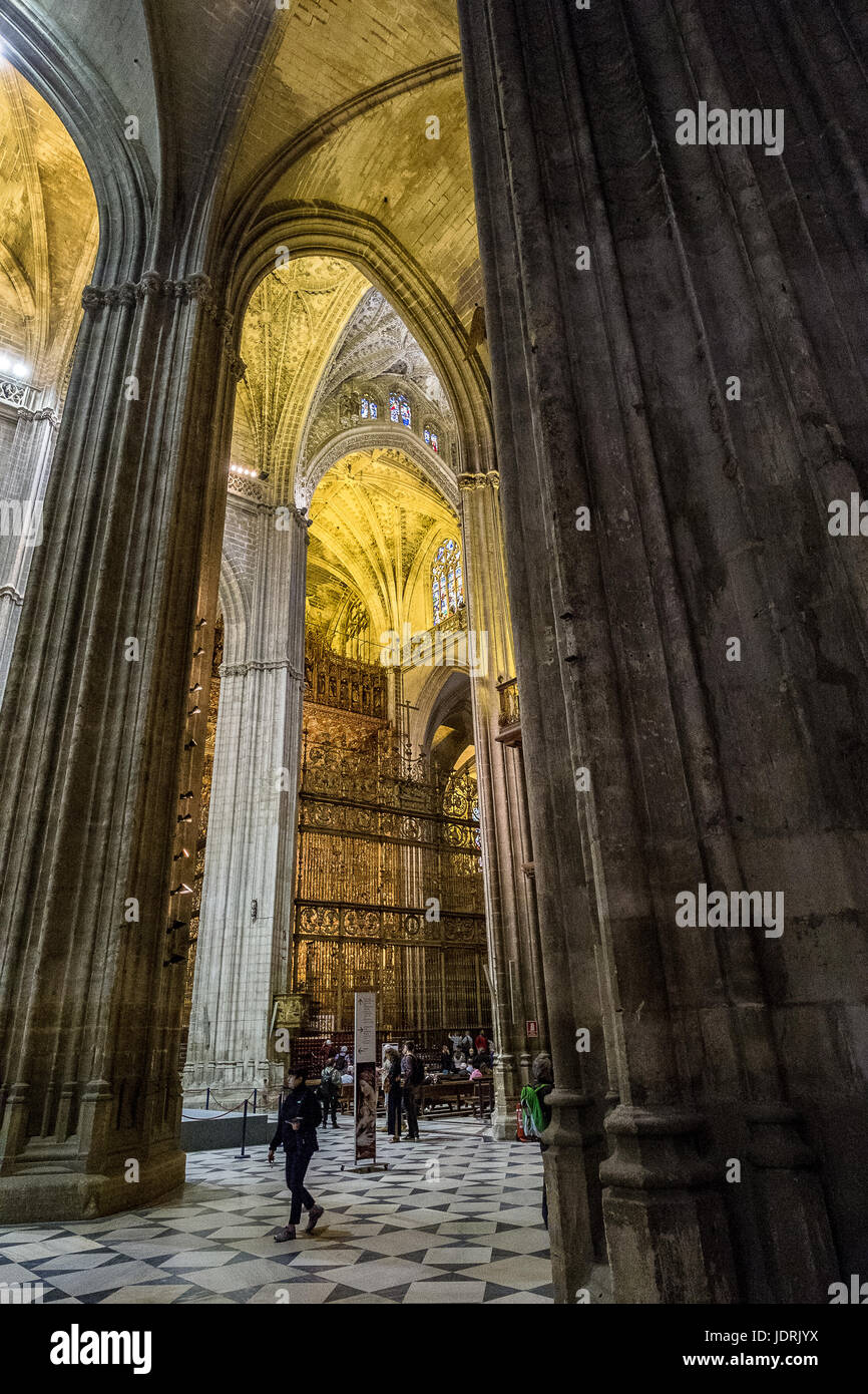 interior of Seville cathedral Stock Photo - Alamy