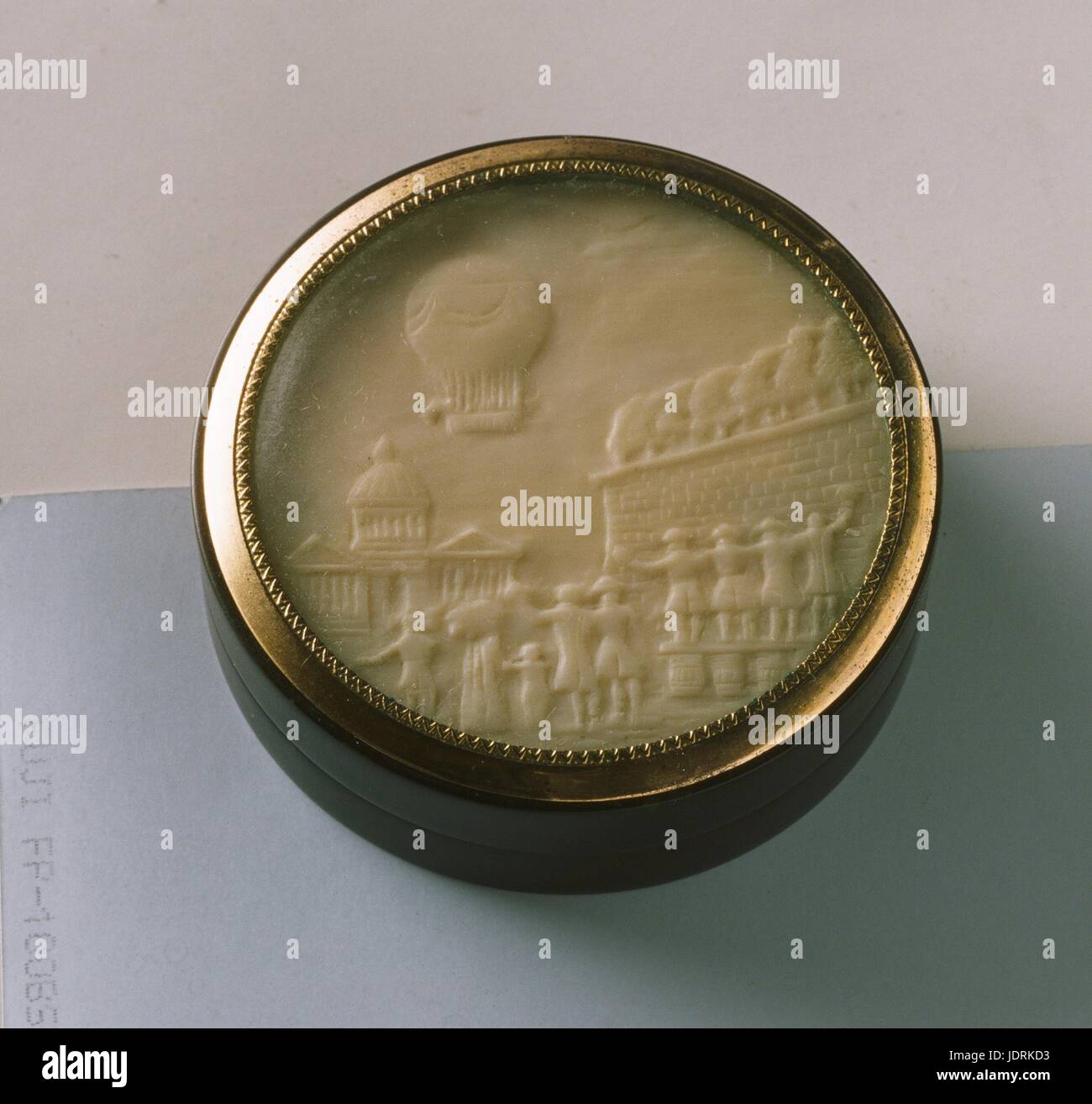 Ivory miniature hi-res stock photography and images - Alamy