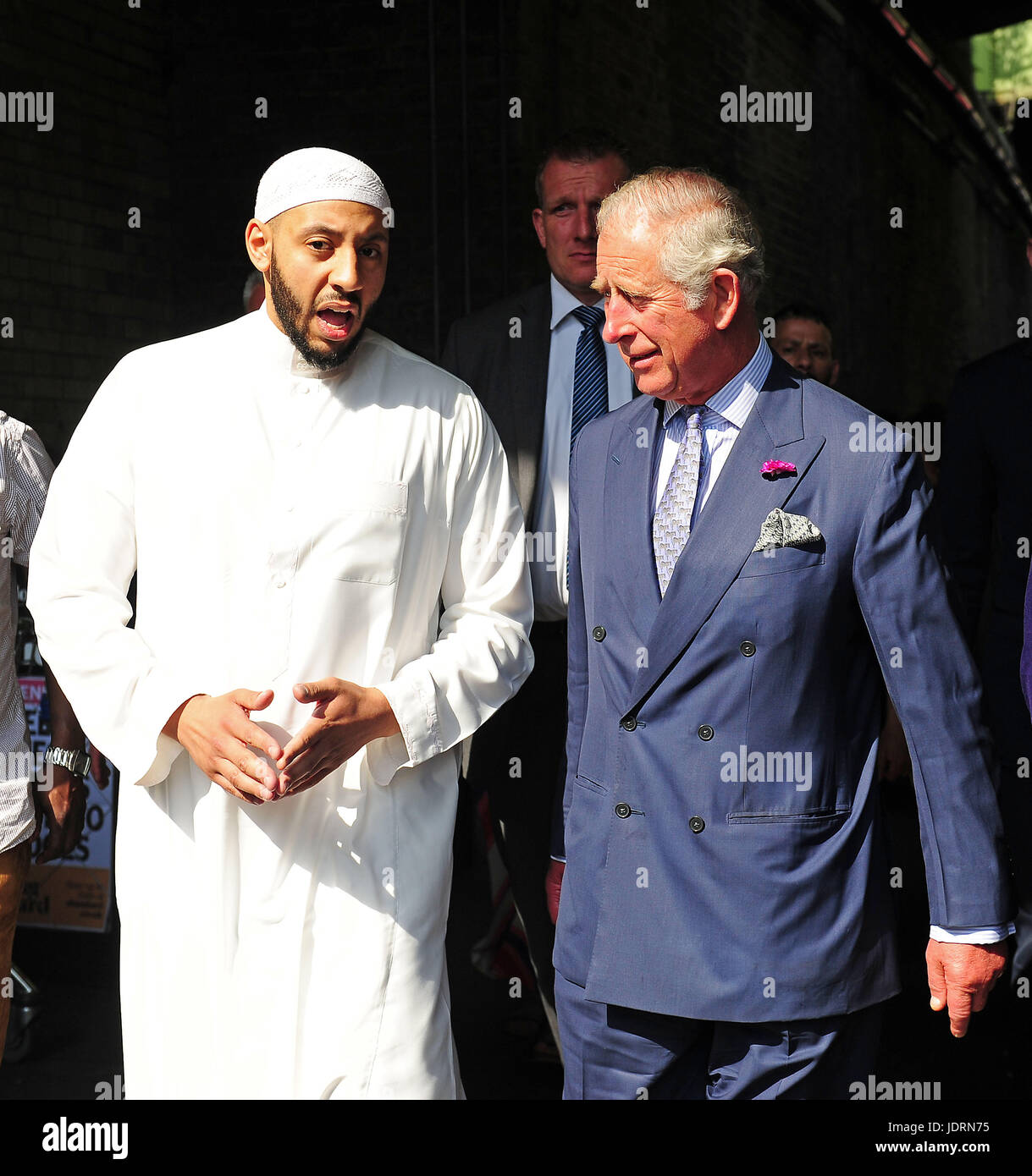 The Prince of Wales (right) speaks to Imam Mohammed Mahmoud as he ...