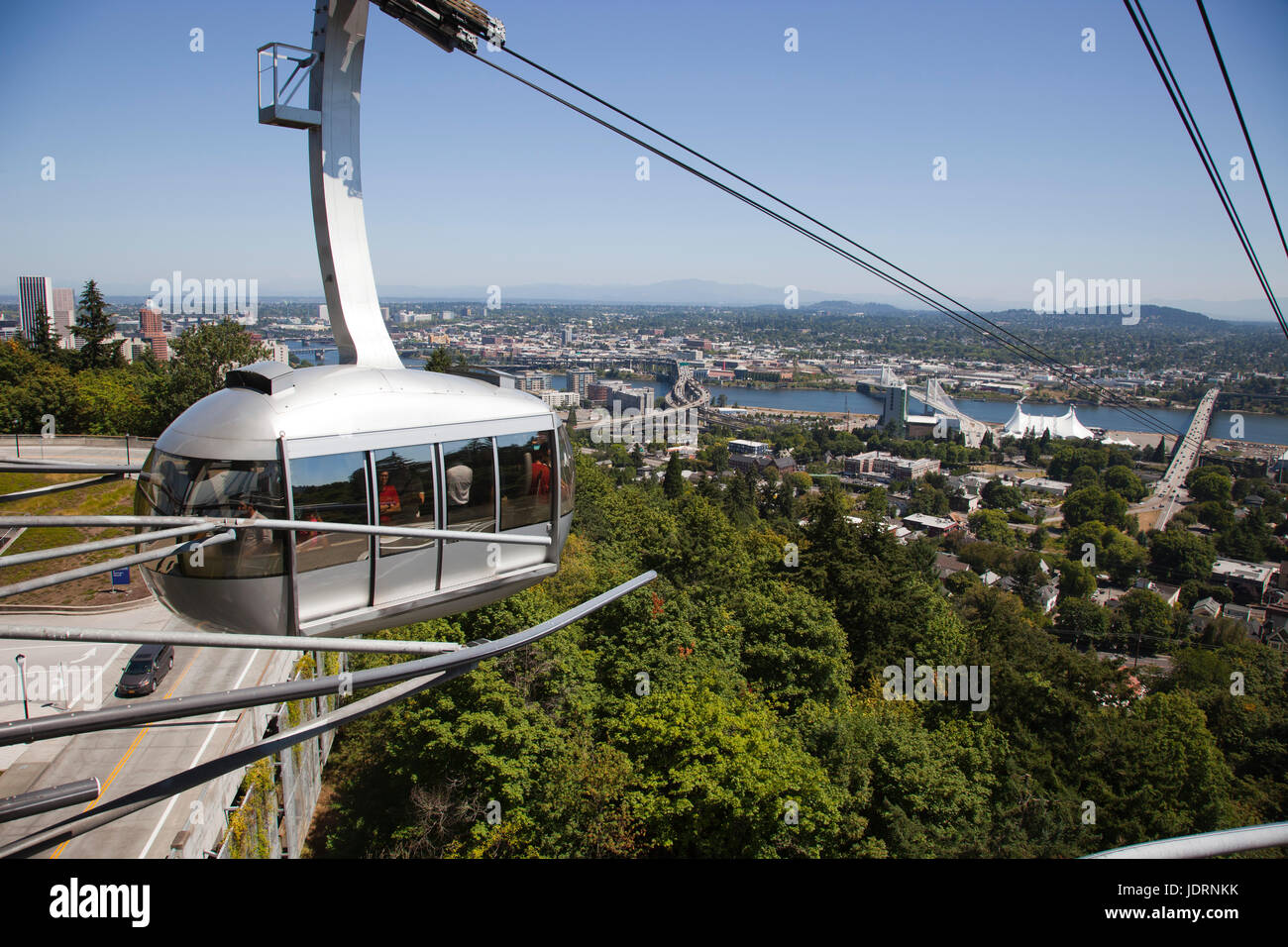 America, state of Oregon, town of Portland, cableway for OHSU hospital ...