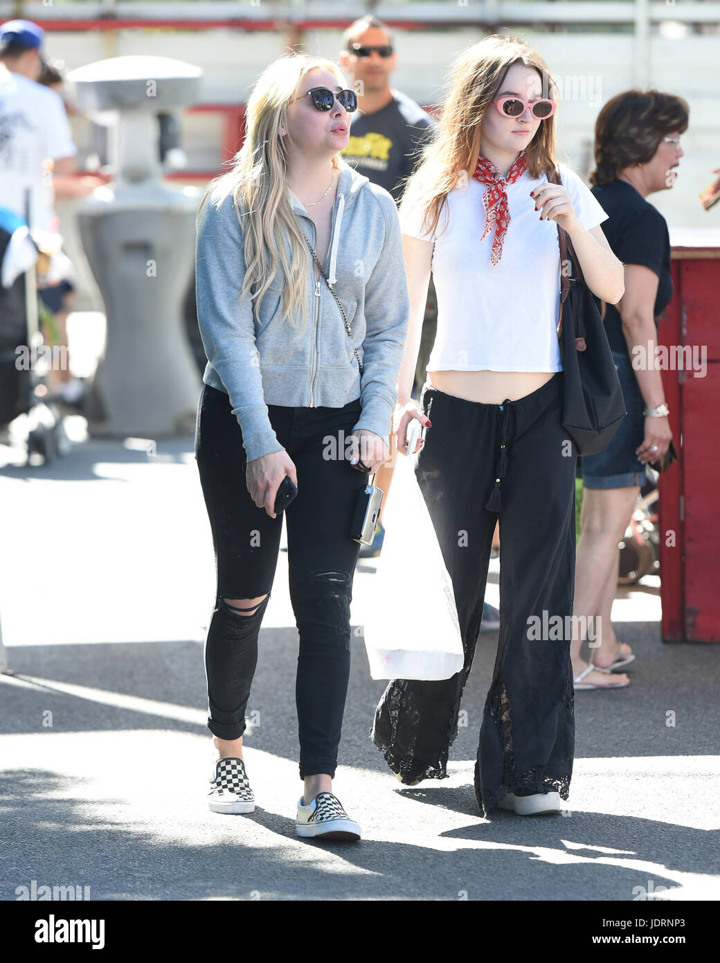 Chloe Grace Moritz goes to the Studio City Farmers Market with friends ...