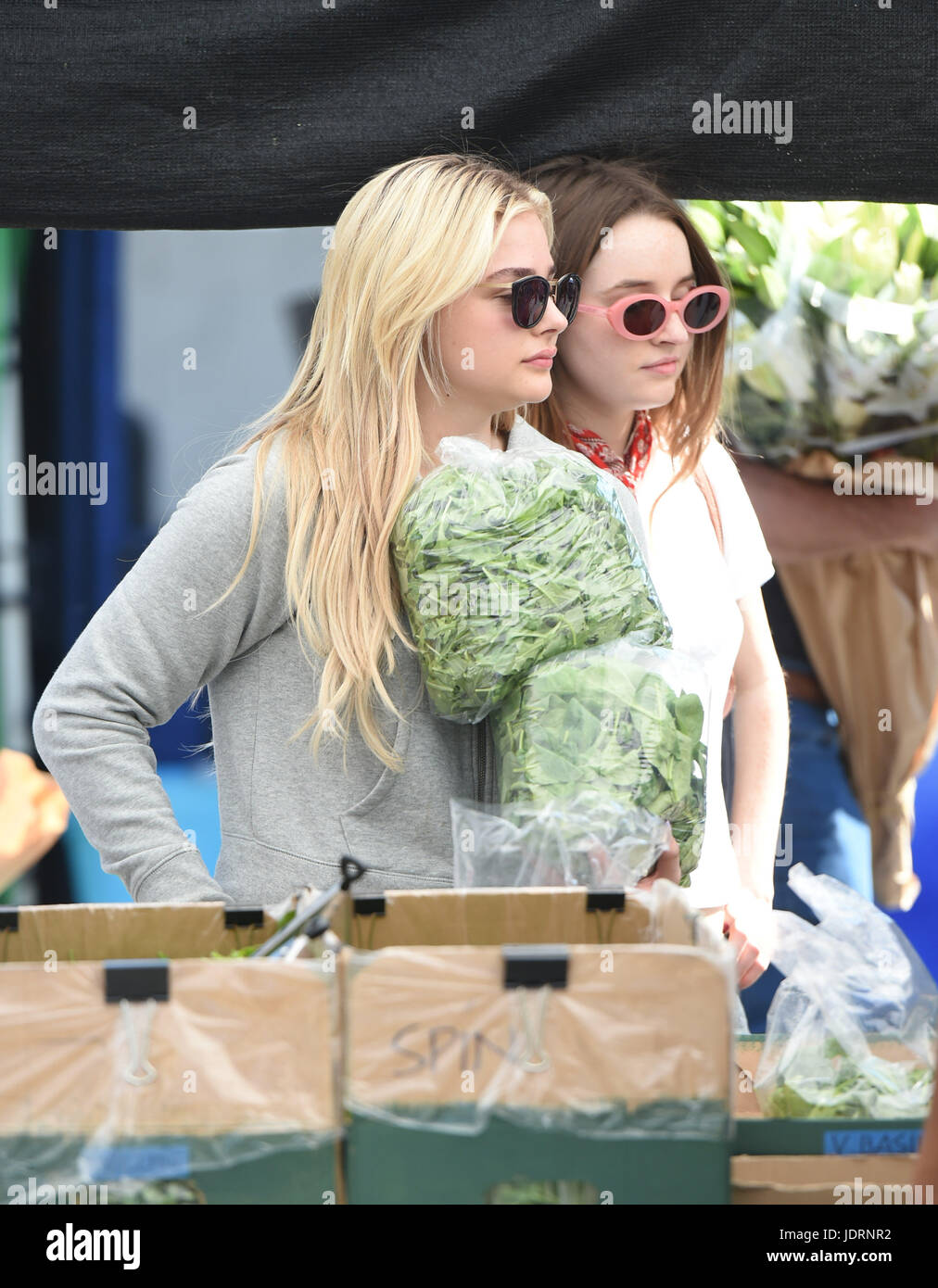 Chloe Grace Moritz goes to the Studio City Farmers Market with friends ...