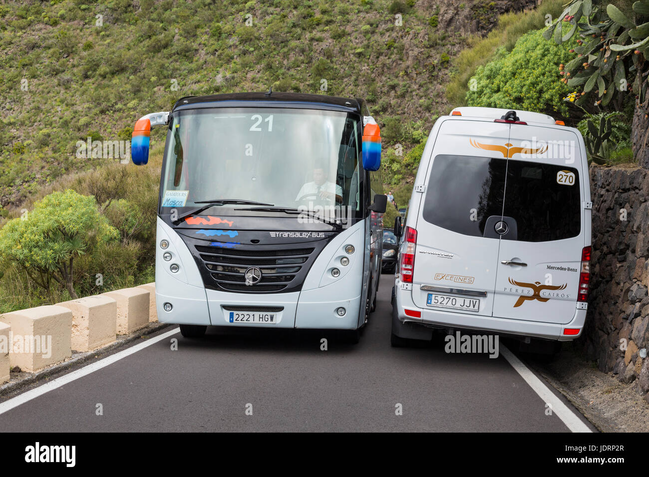 Traffic roads hi-res stock photography and images - Alamy