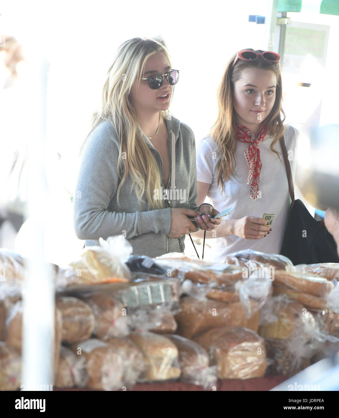 Chloe Grace Moritz goes to the Studio City Farmers Market with friends ...