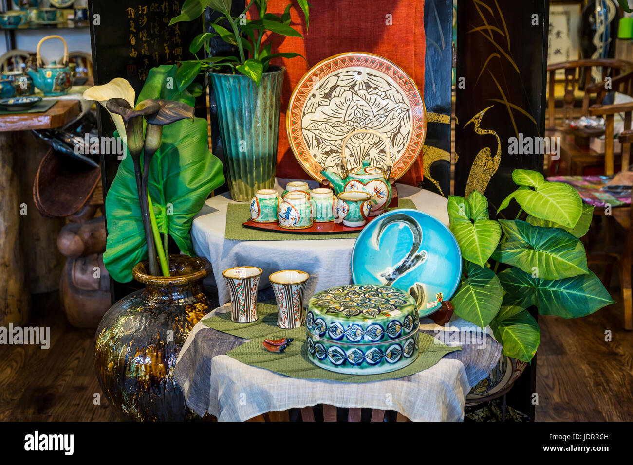 Naha tsuboya pottery village hi-res stock photography and images - Alamy