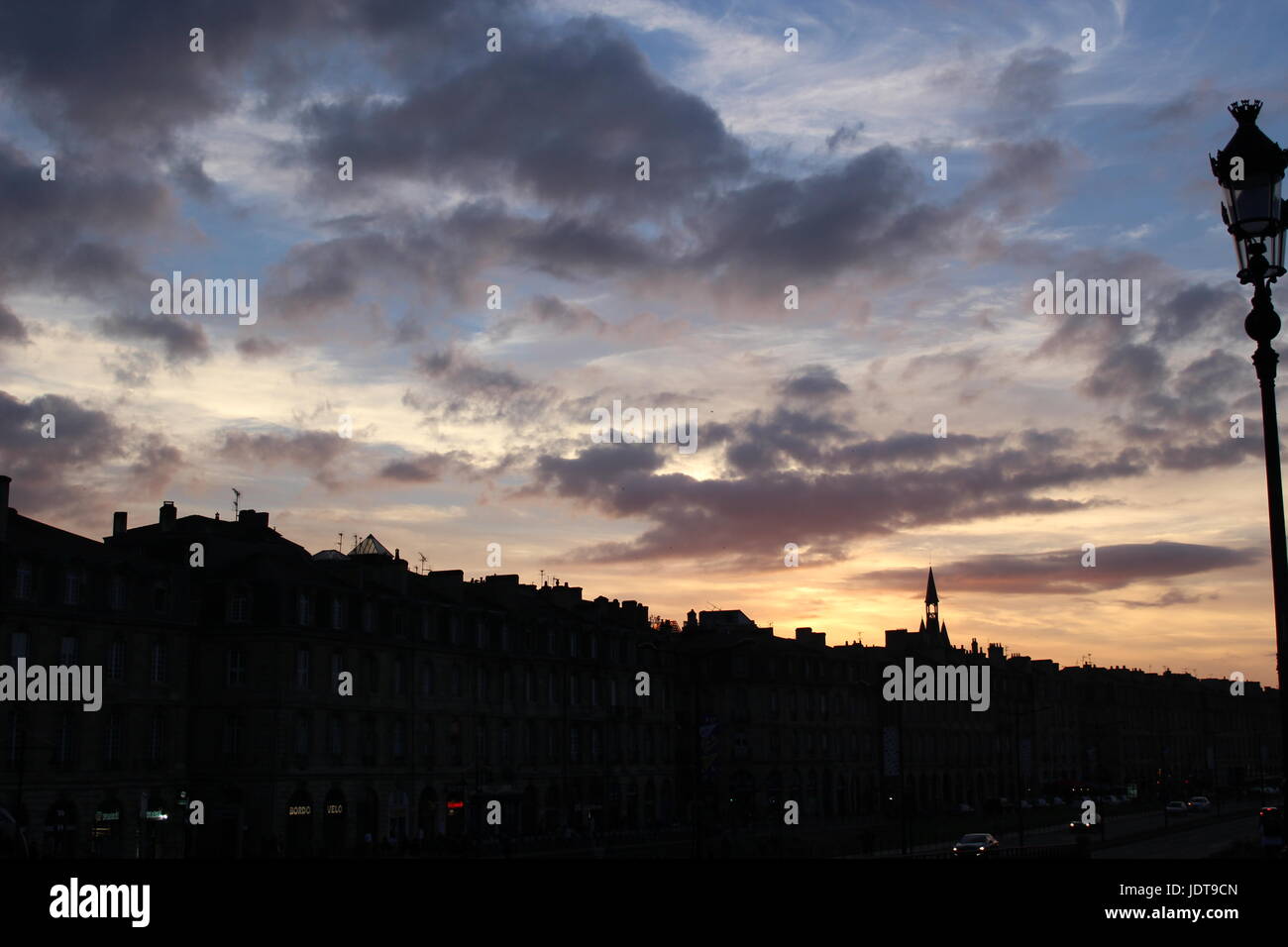 The beautiful sky of the sunset over Bordeaux Stock Photo - Alamy