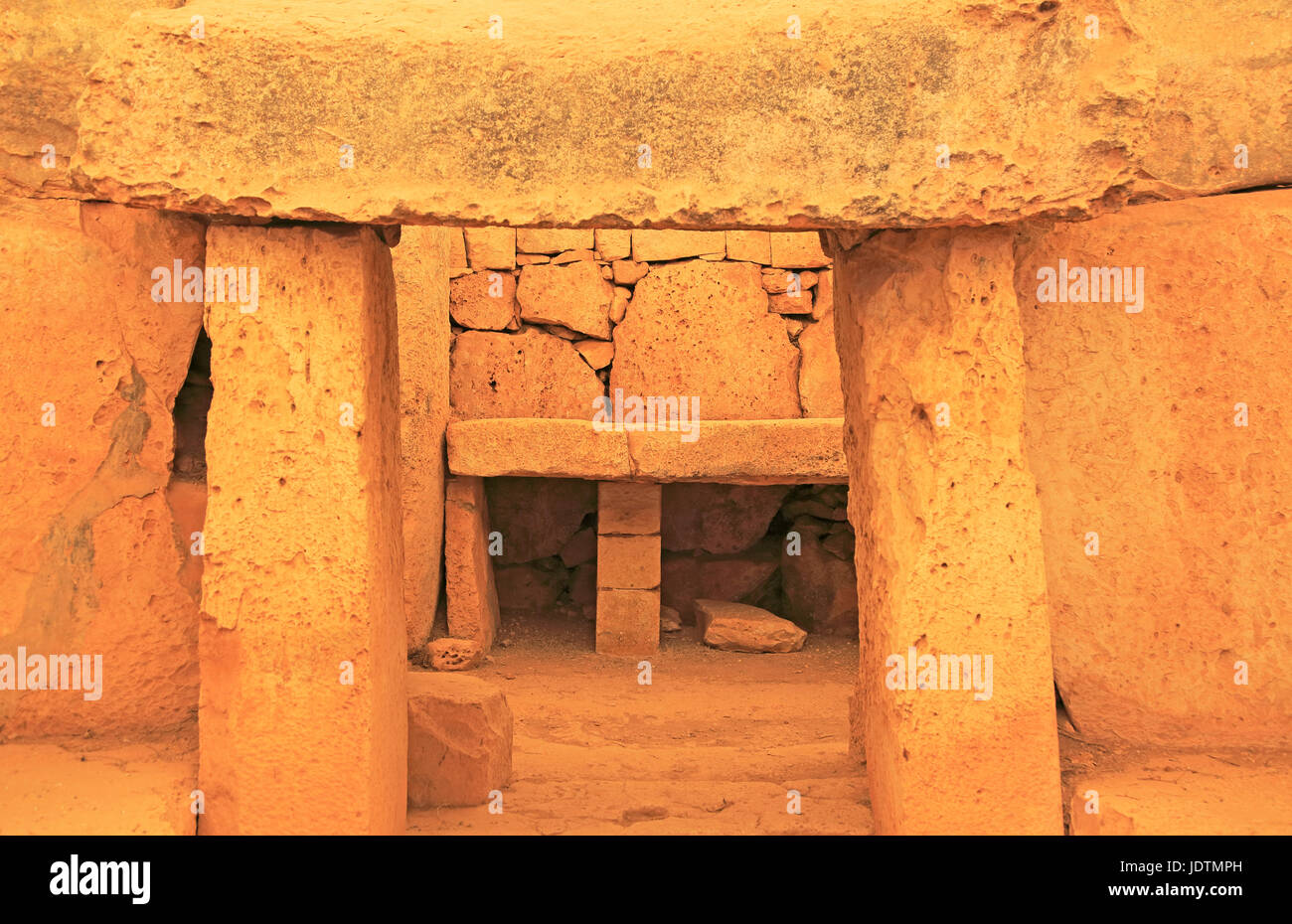 Mnajdra neolithic megalithic prehistoric temple complex site, Malta ...