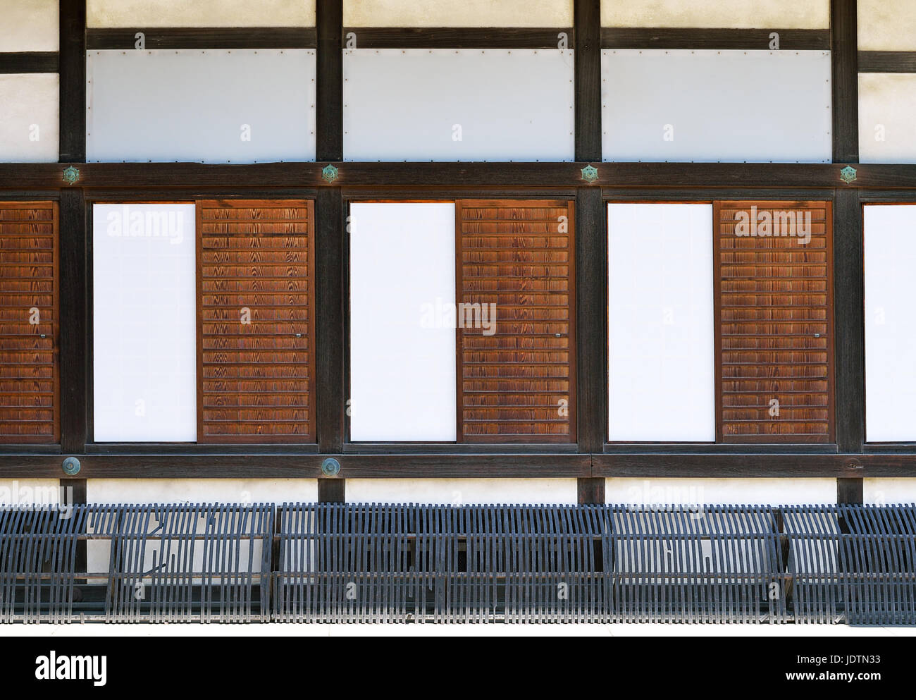Sliding door japan hi-res stock photography and images - Alamy
