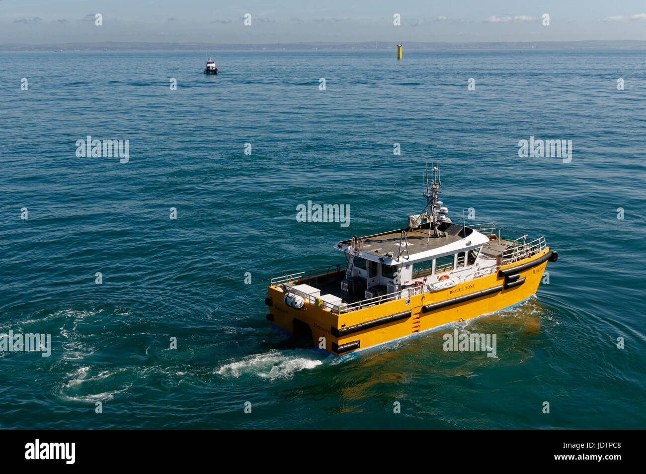 Crew transfer vessel hi-res stock photography and images - Alamy