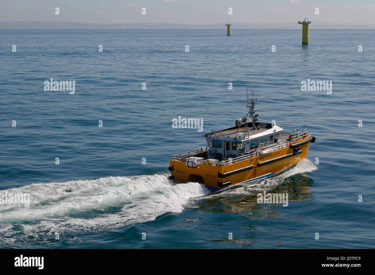 Crew transfer vessel hi-res stock photography and images - Alamy