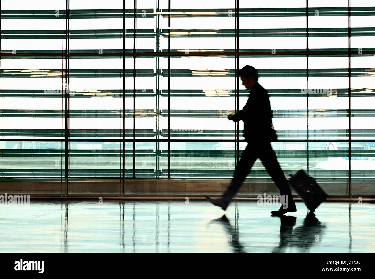 Business Man in airport Stock Photo - Alamy