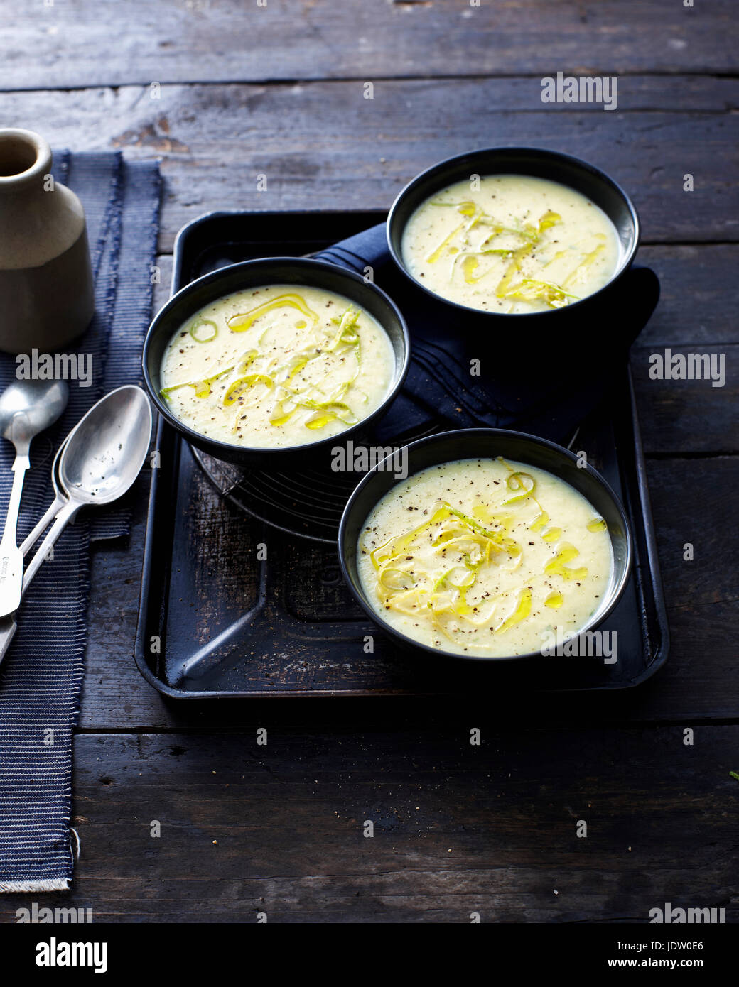 Olive oil australia hi-res stock photography and images - Alamy