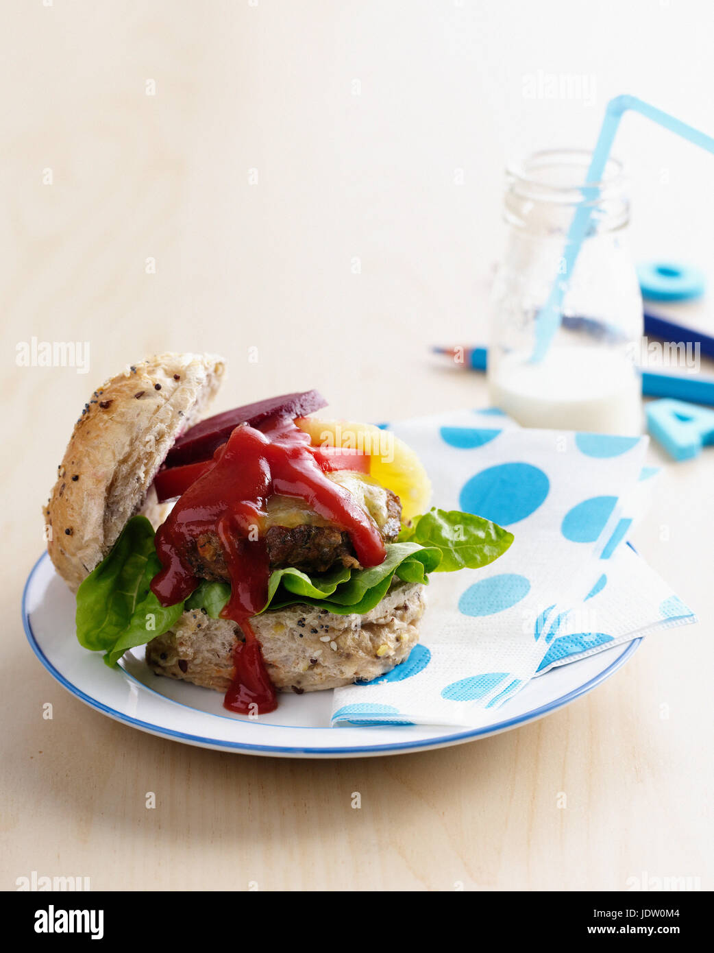 Ketchup plate hi-res stock photography and images - Alamy