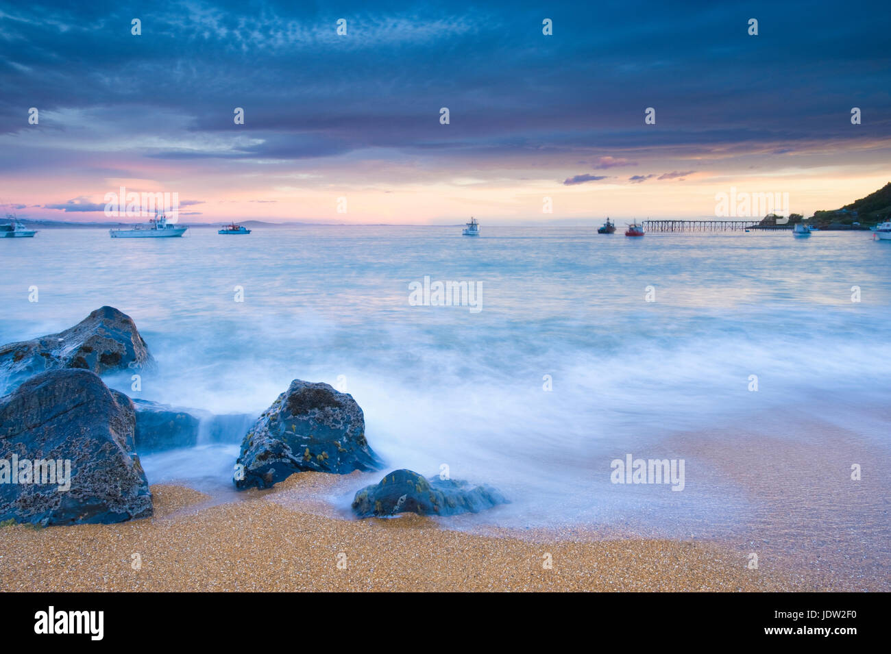 Long exposure seascape washing hi-res stock photography and images - Alamy