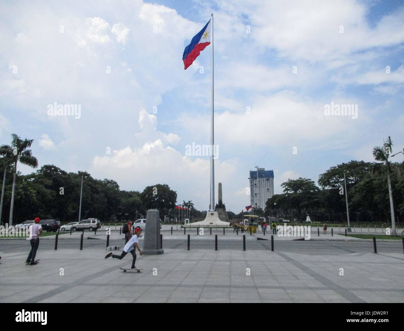 Manila, Philippines. 21st June, 2017. A boy rides his skateboard at ...