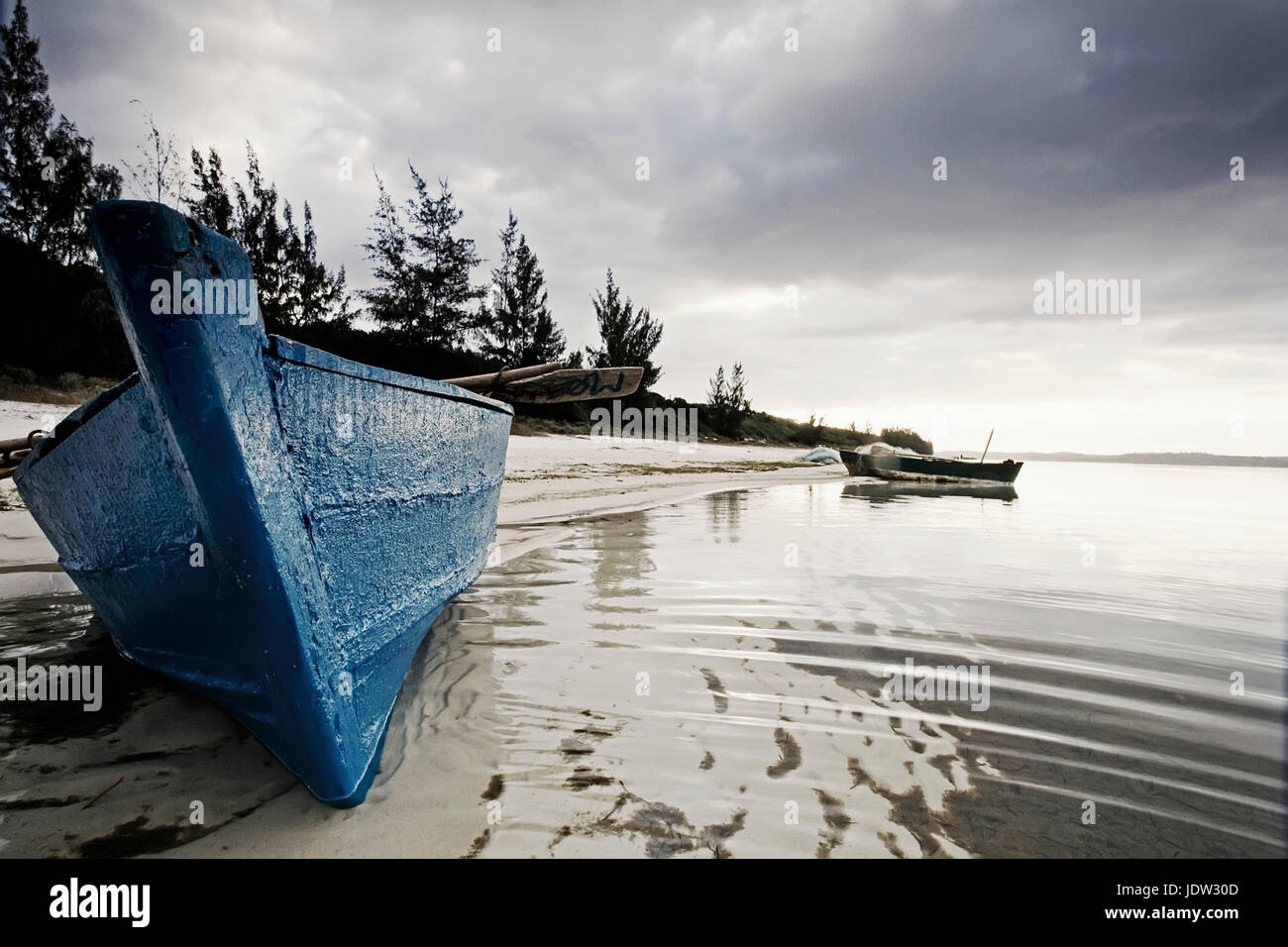 Destination calm sea still water boat hi-res stock photography and ...