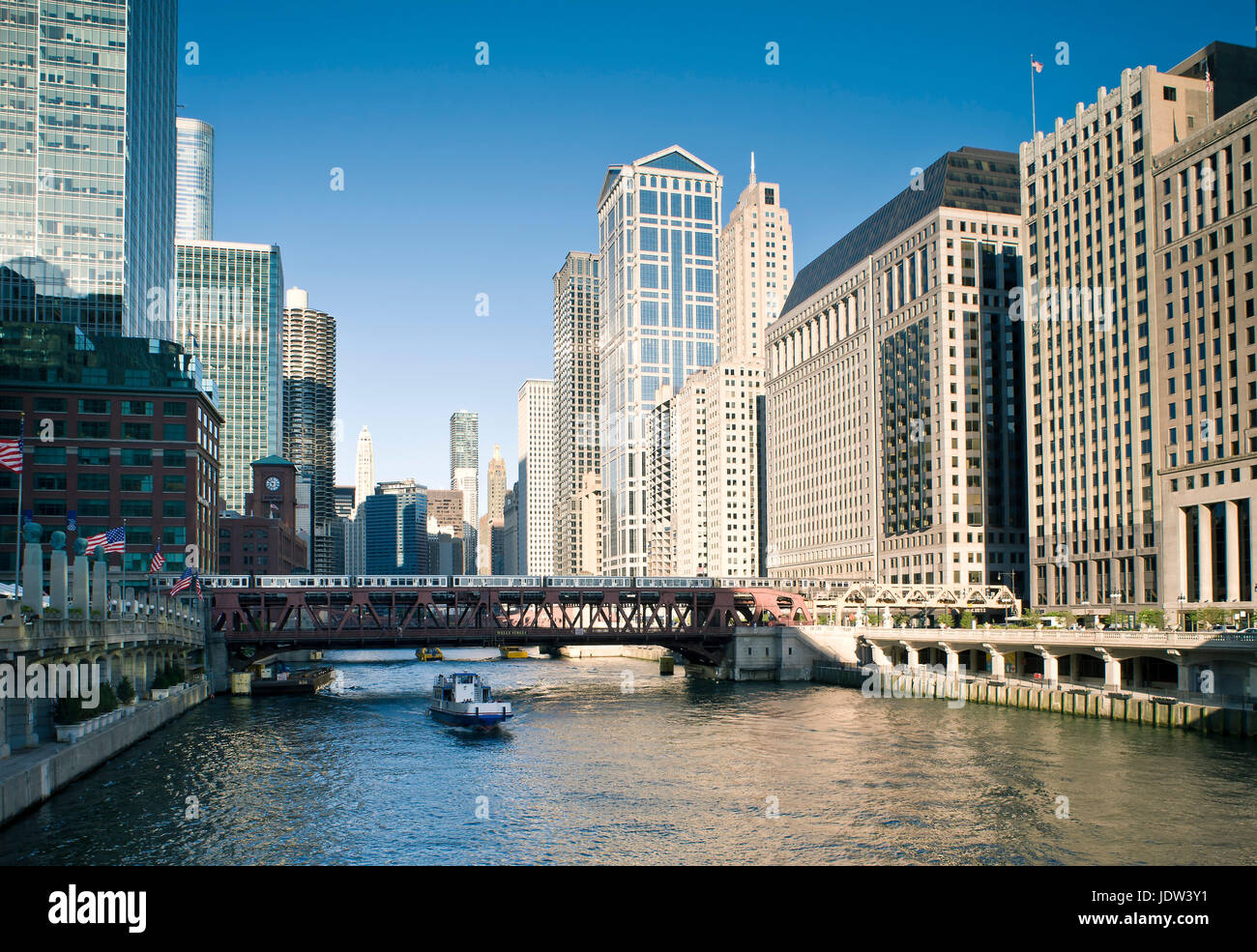 Wells Street Bridge, The Loop, Downtown Chicago, Illinois, USA Stock ...
