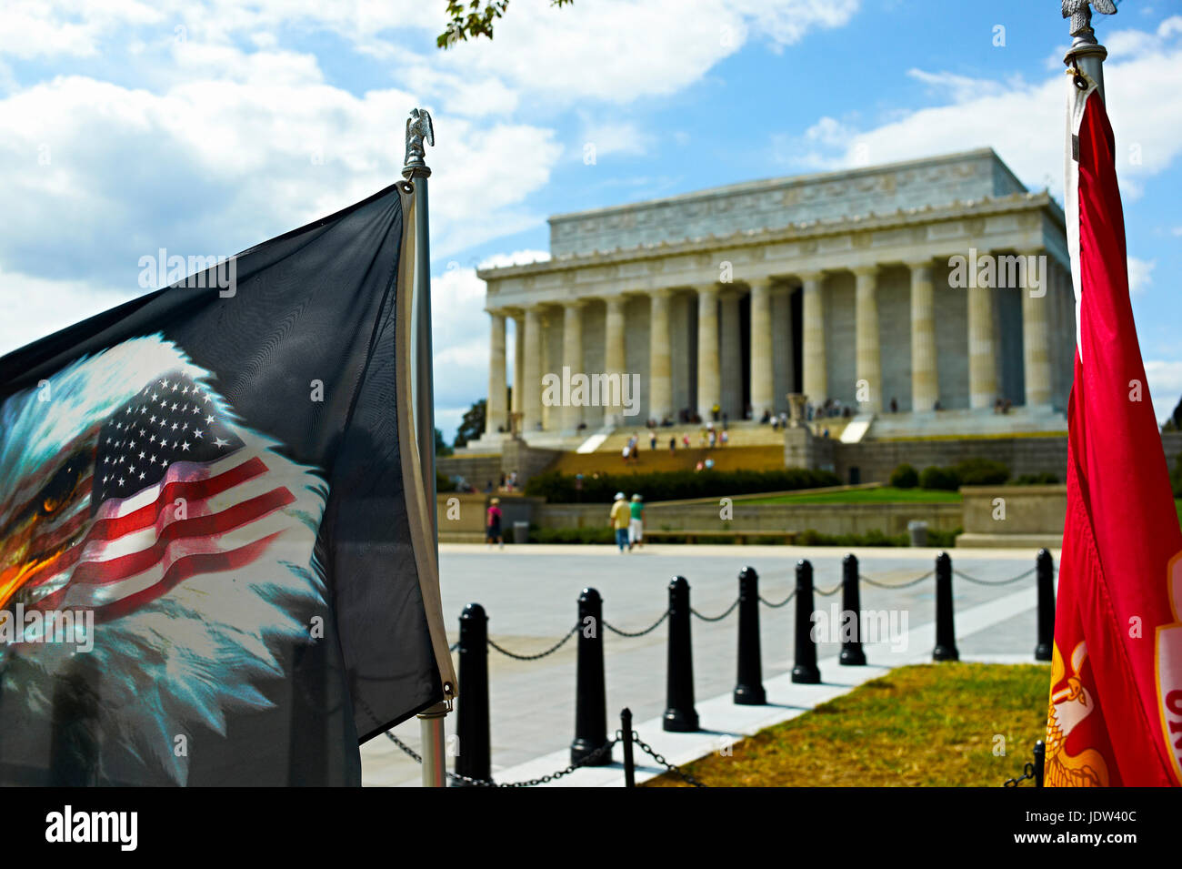 Eagle flag and Lincoln Memorial, Washington DC, USA Stock Photo - Alamy