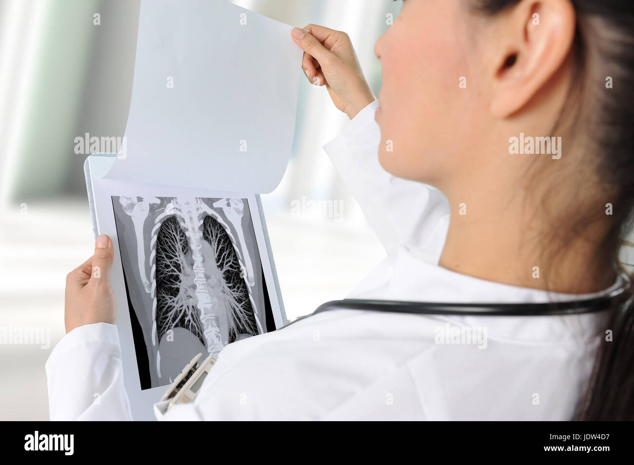 Chest doctor woman hi-res stock photography and images - Alamy