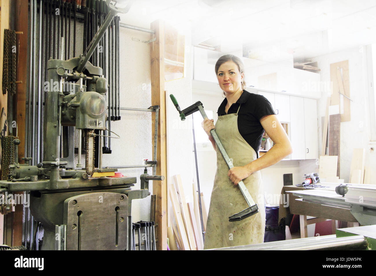 Female carpenter hi-res stock photography and images - Alamy